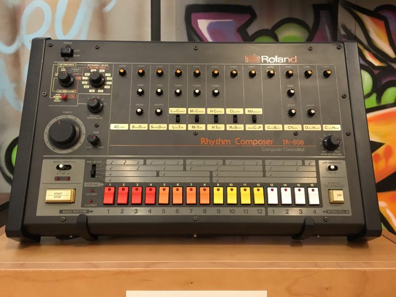 606–909: The Legendary Roland Drum Machine Series – Flypaper